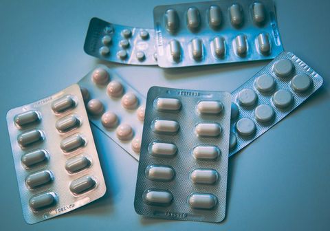 Supplement Interactions 2026: Complete Matrix | Lab2go